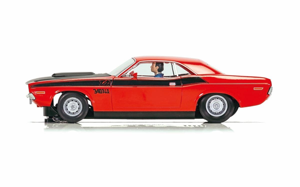 Scale Autos: Scalextric Dodge Challenger & Ford ambulance curiosity ...