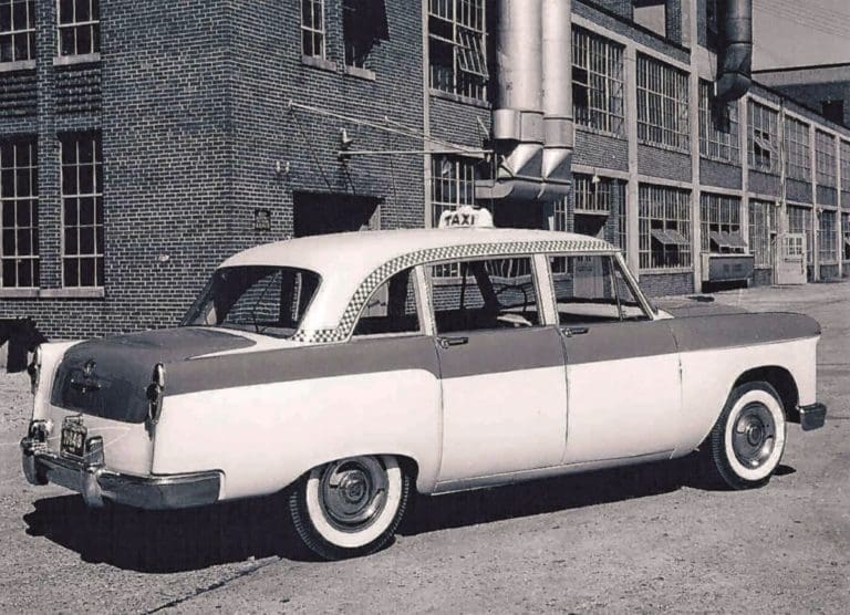 How did the Checker taxi cab become a New York icon?