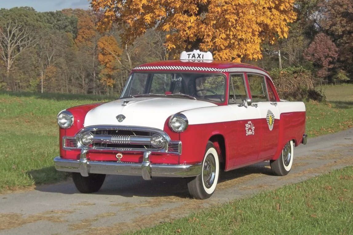 How did the Checker taxi cab become a New York icon?
