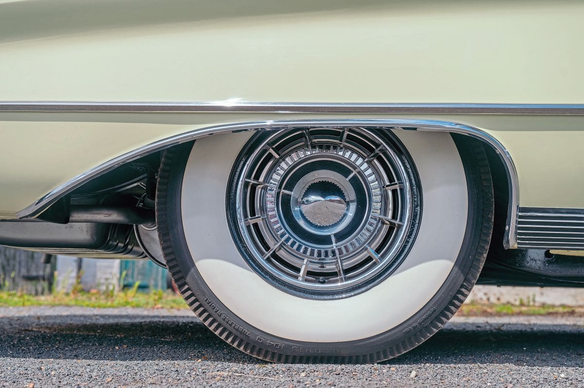 Why this 1960 Buick Invicta was Car of the Year | Classic American Magazine